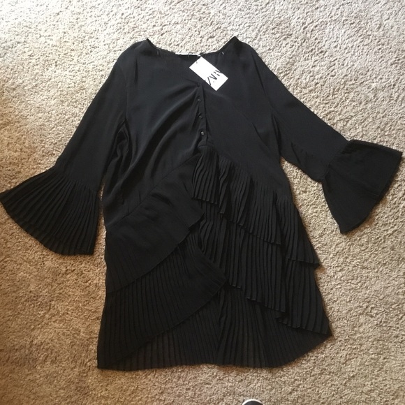 Zara | Tops | Zara Topsz Xl | Poshmark